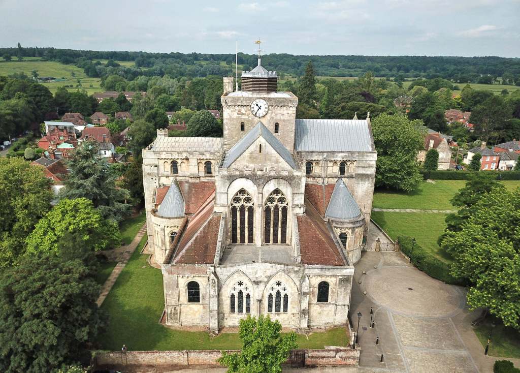 Romsey – Romsey Abbey – Dine and Divine
